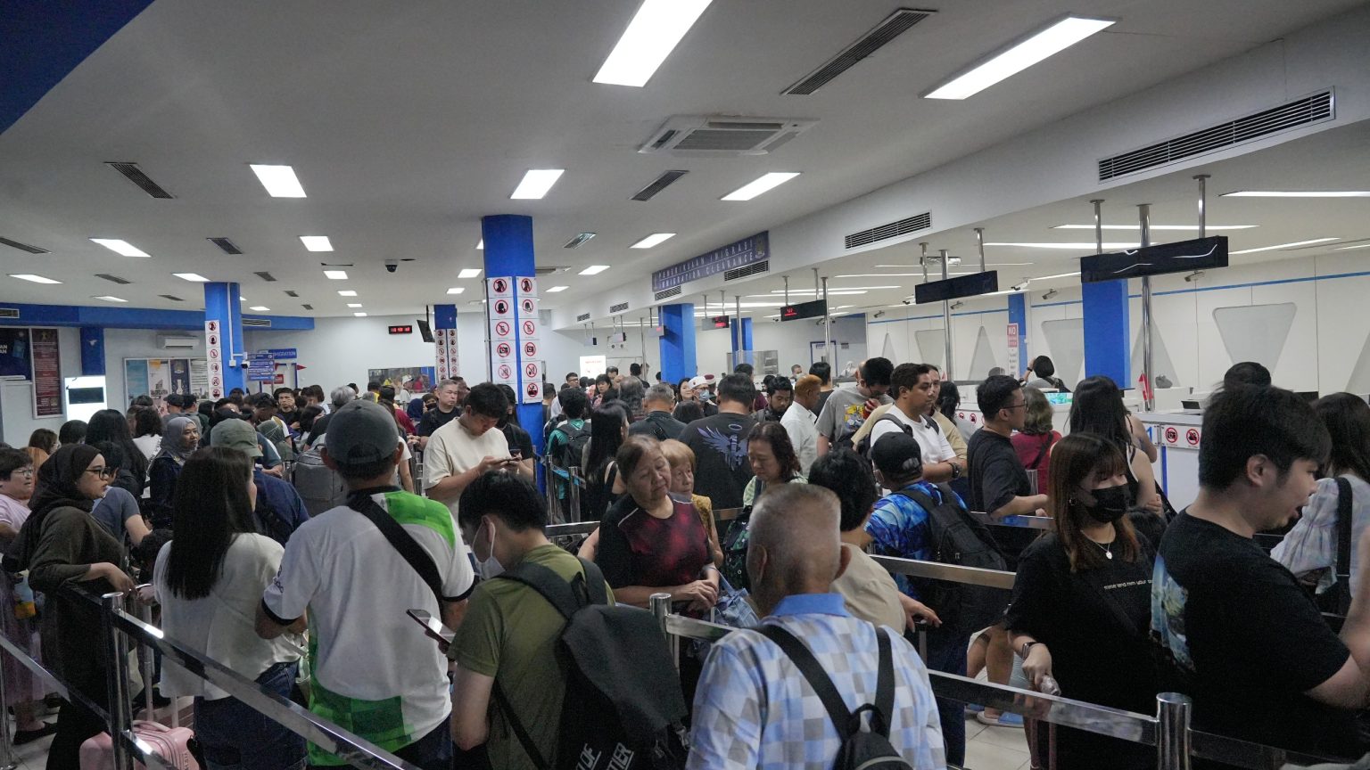 Terminal Ferry Internasional Batam Center Beroperasi Normal di Bawah ...